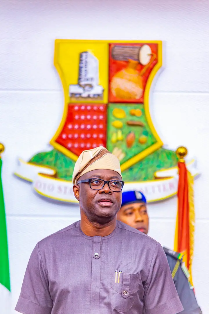 Makinde releases ₦2bn for ex-LG bosses - NewsVeo Makinde releases ₦2bn for ex-LG bosses - NewsVeo